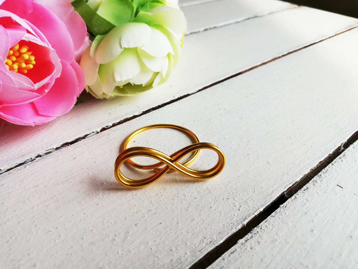 Infinity Place Card Holder, Gold Place Card Holder, Escort Card Holder ...