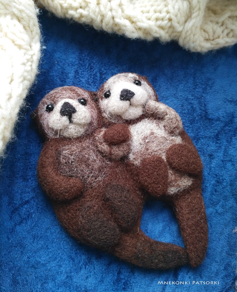 Sea Otters Holding Hands Felted Brooch Felt Animal Needle - Etsy Canada