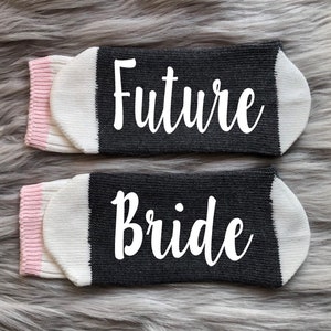 Gettin Hitched-bride Socks-engagement Gifts-bridal Gifts-bride to Be ...