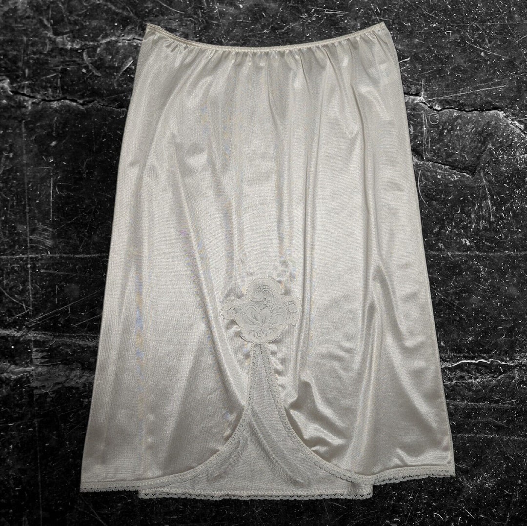 Vintage Jcpenney Cream Ivory Antron III Half Slip Lace Trim Applique ...