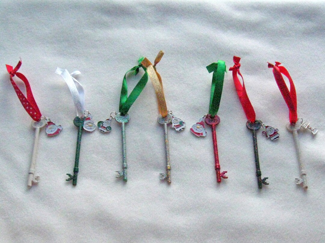 MAGIC SANTA KEYS - Large - How Santa Gets in When You Don't Have a ...