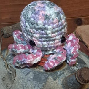 Crochet Your Own Fidget Octopus Pattern – Perfect for Anxiety & Focus ...