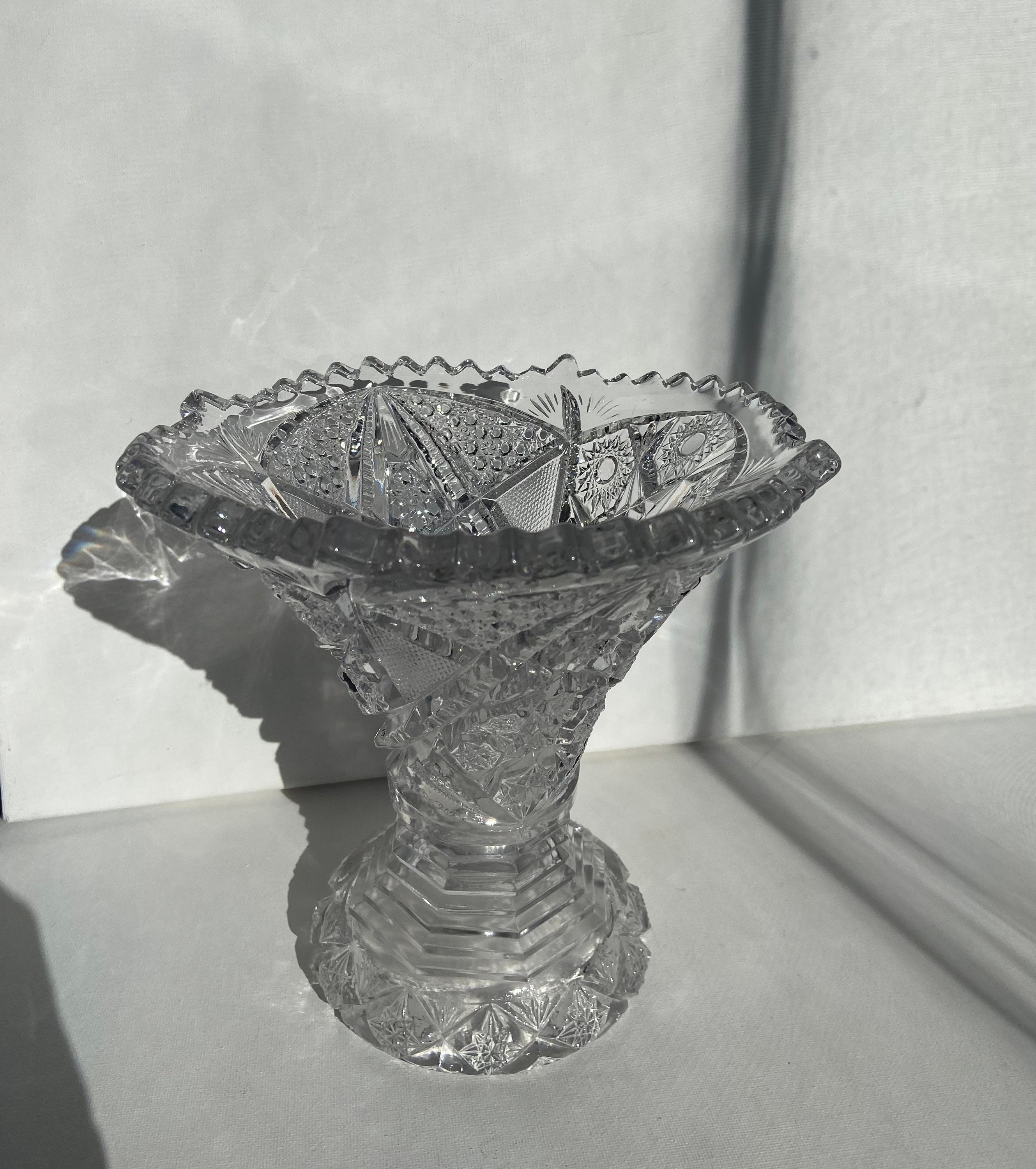 Large Pressed Glass Scallop Ruffle Rim Pedestal Base Bowl Vase - Etsy