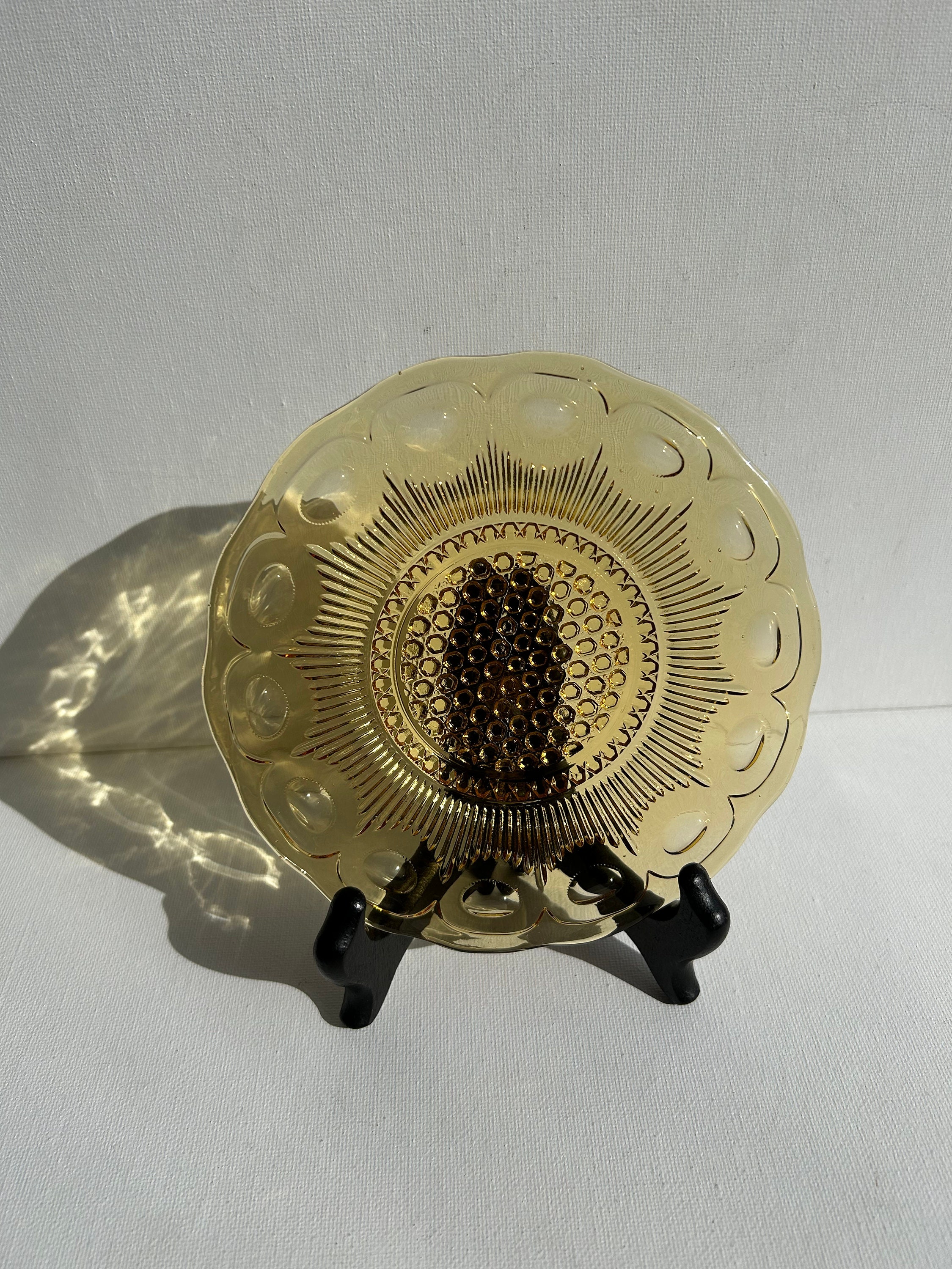 Bartlett Collins Amber Manhattan Glass Plate Small - Etsy