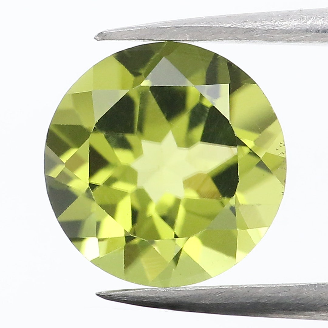 1.80 Ct Yellowish Green Color Peridot Round Gemstone VS1 Clarity 8.00 ...