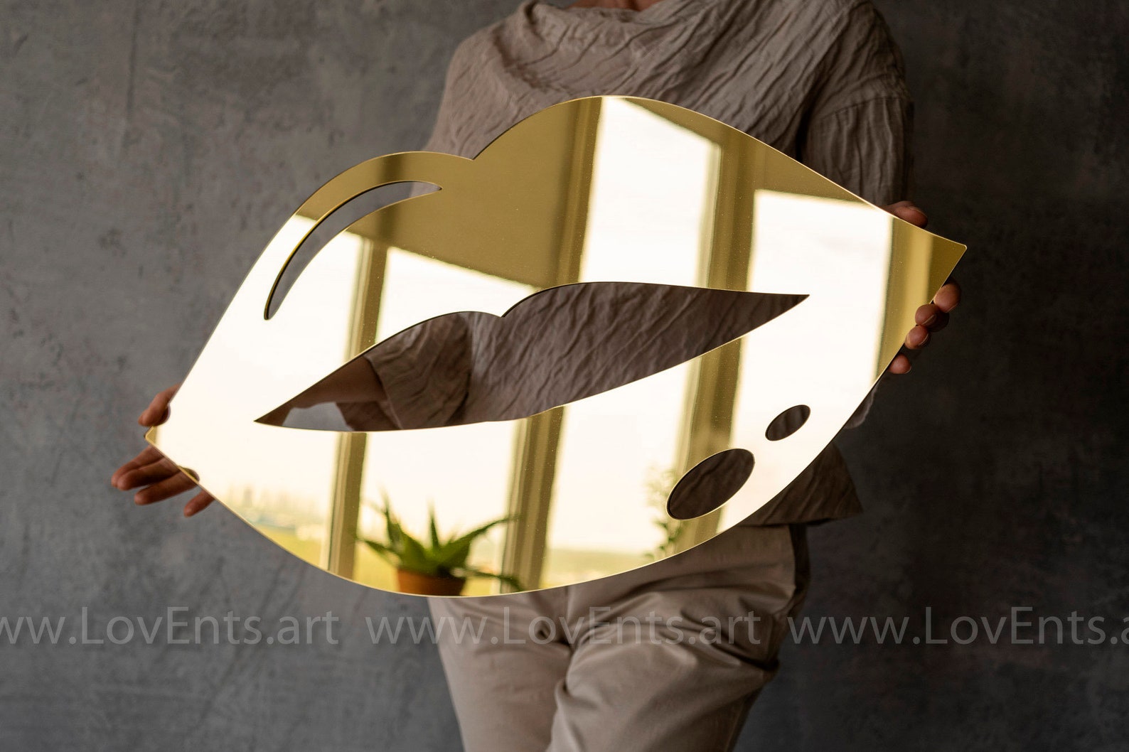 Silver or Gold Lips Mirror Decor Wall Hanging Home Decor Kiss Art Kiss ...