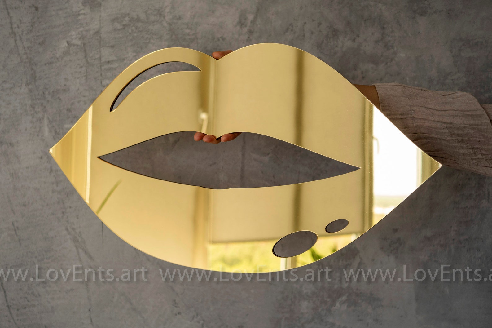 Silver or Gold Lips Mirror Decor Wall Hanging Home Decor Kiss Art Kiss ...