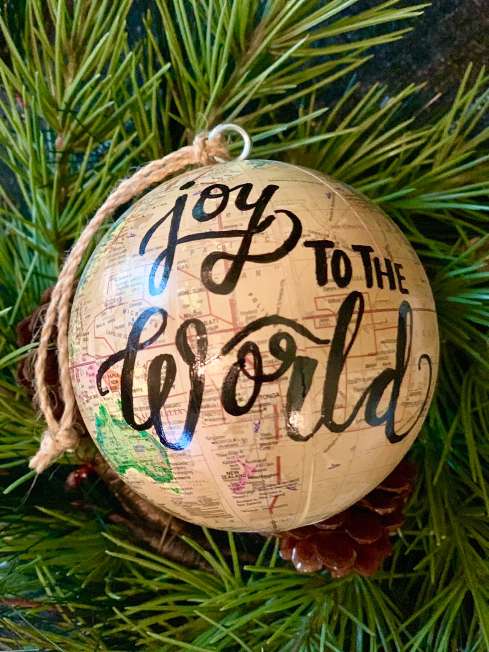 Customizable World Globe Christmas Ornament: Travel Theme Gift - Etsy