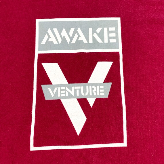 Venture Trucks Logo
