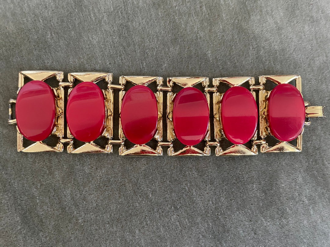 Vintage Mid Century Pam Cherry Pink Lucite Moonglow Panel Bracelet ...