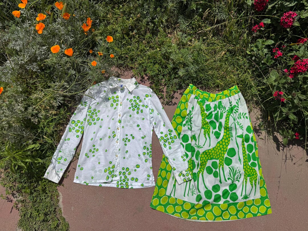 Vintage Siamese Trader 60s 70s Skirt and Blouse Set, Novelty Print ...