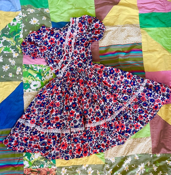 vintage flower power square - Gem