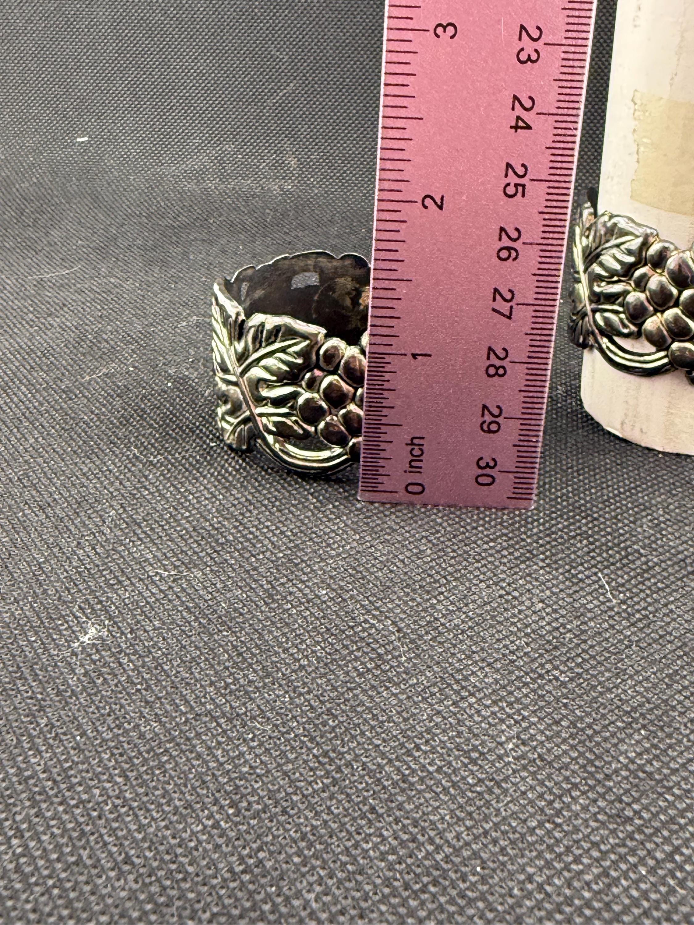 Vintage Godinger Grape Vine Napkin Rings Set of 4 - Etsy