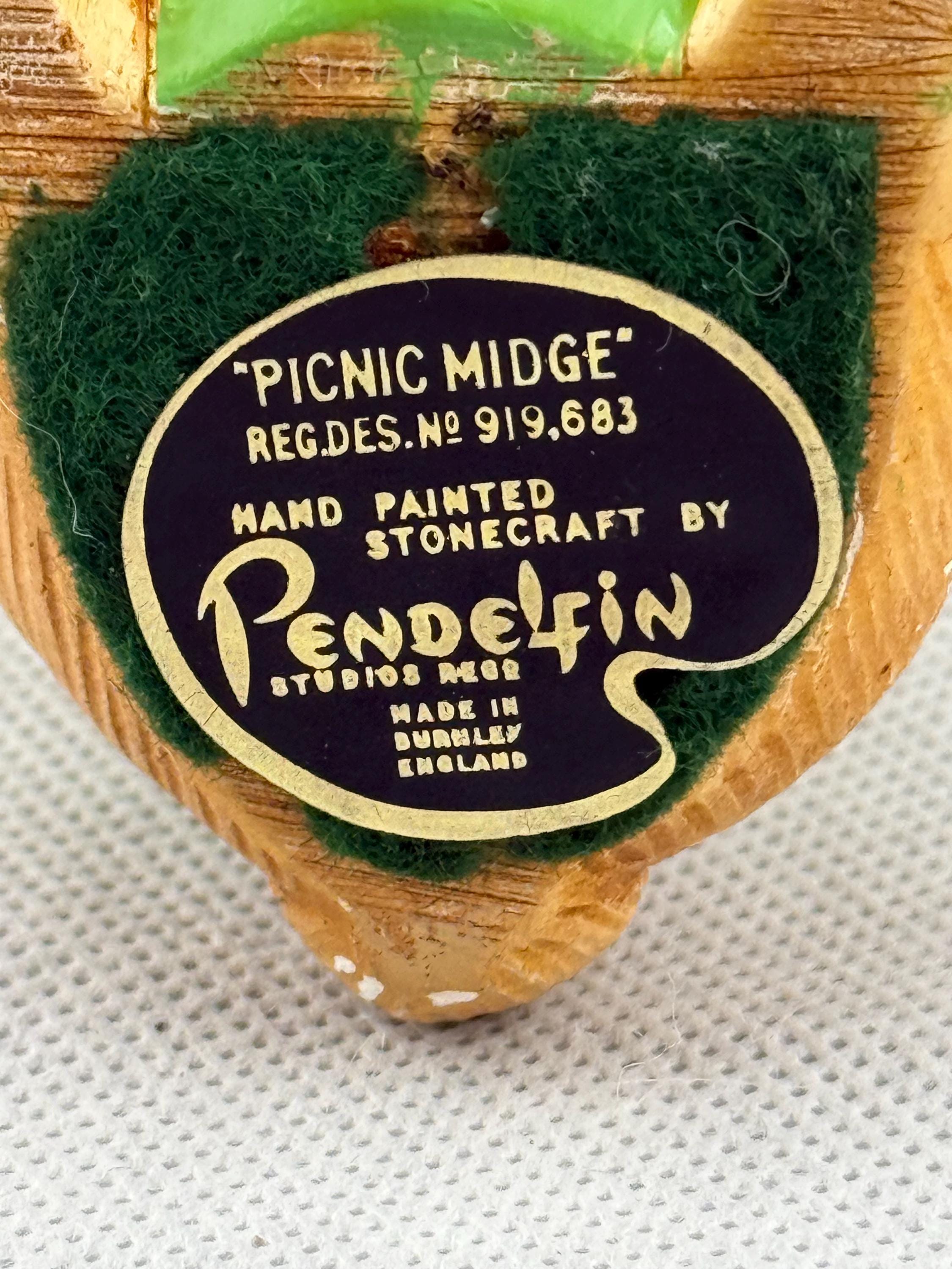 Vintage Pendelfin Figurine Picnic Midge - Rabbit With a Pie - Etsy