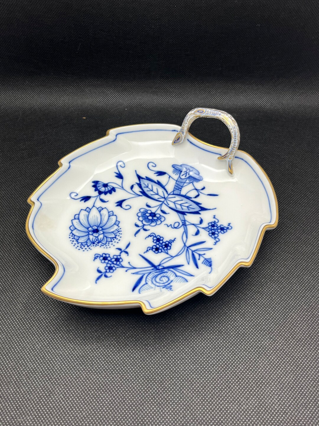Meissen Blue Onion Handle Leaf Dish - Etsy