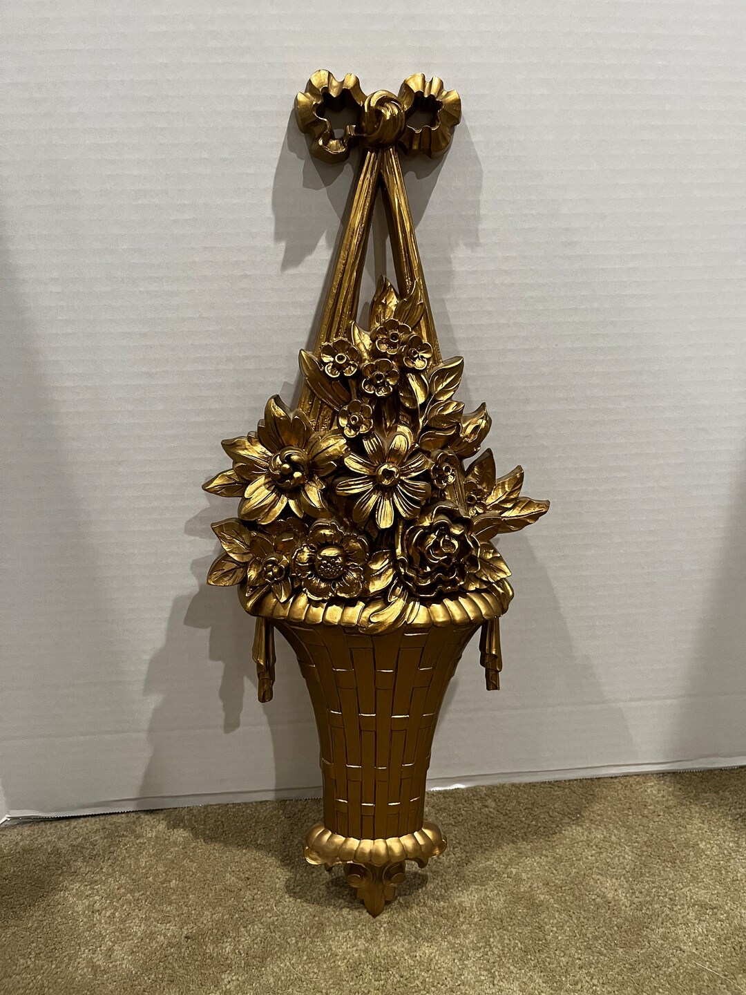 Syroco Floral Basket Wall Plaque - Vintage 1964 Bouquet Plastic Wall ...