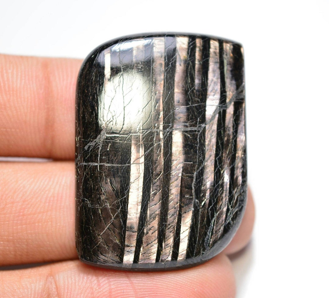 Hypersthene Cabochon... Freeform Cabochon...37x26x5mm...58cts....#h3900 ...