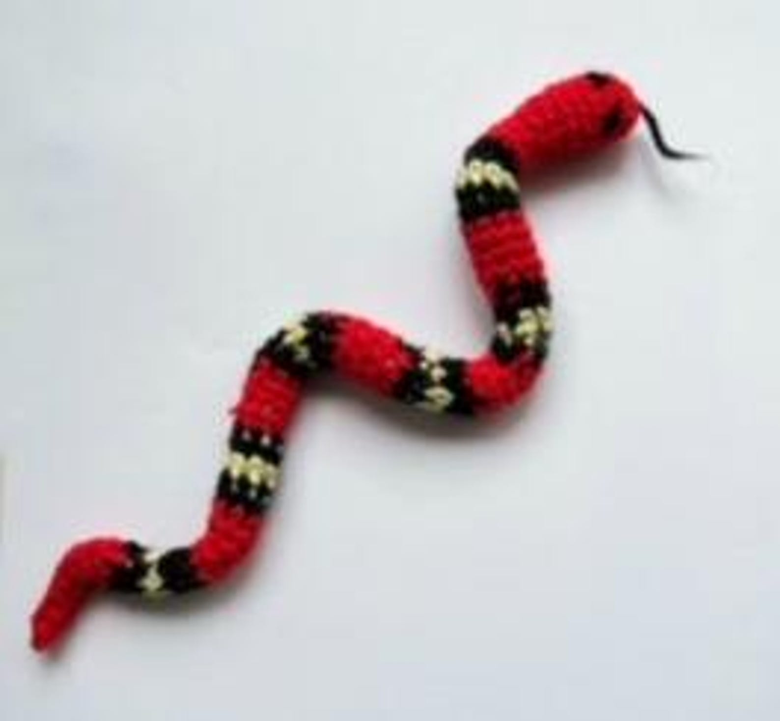 Crochet PATTERN Coral Snake | Crochet Bracelet Snake Amigurumi Pdf in ...
