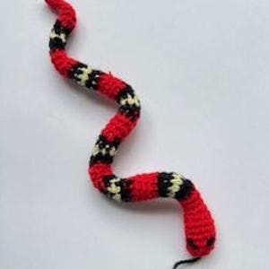 Crochet PATTERN Coral Snake | Crochet Bracelet Snake Amigurumi Pdf in ...