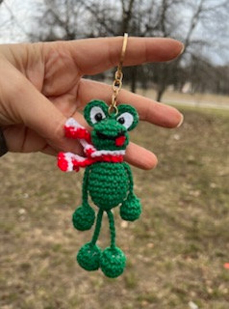 Mini Crochet Frog Keychain Pattern, Amigurumi Frog Crochet Pattern ...