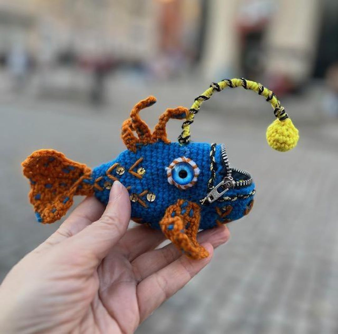 Pattern Angler Fish Amigurumi / Baby Monster Crochet / Purse Fish ...