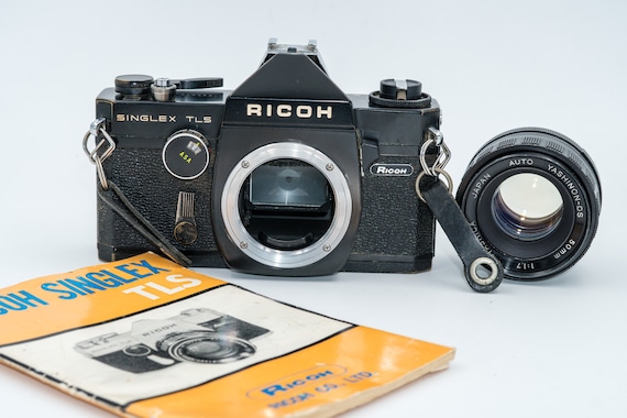 Ricoh Singlex TLS SLR Camera With Fast Yashica Yashinon-ds Ricoh Singlex TLS SLR Camera With Fast Yashica Yashinon-ds
