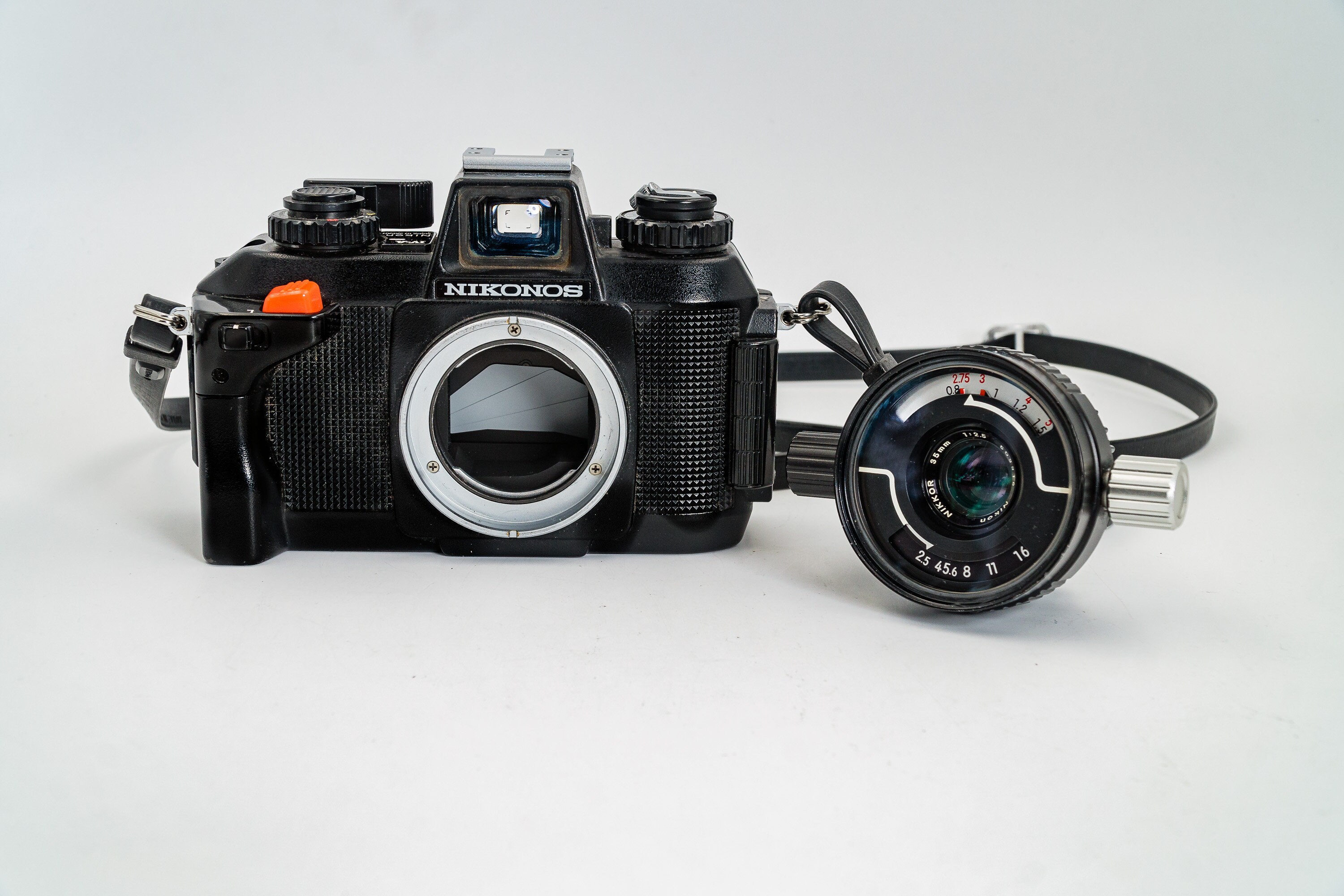 Nikonos Underwater Film Camera at William Gainey blog
