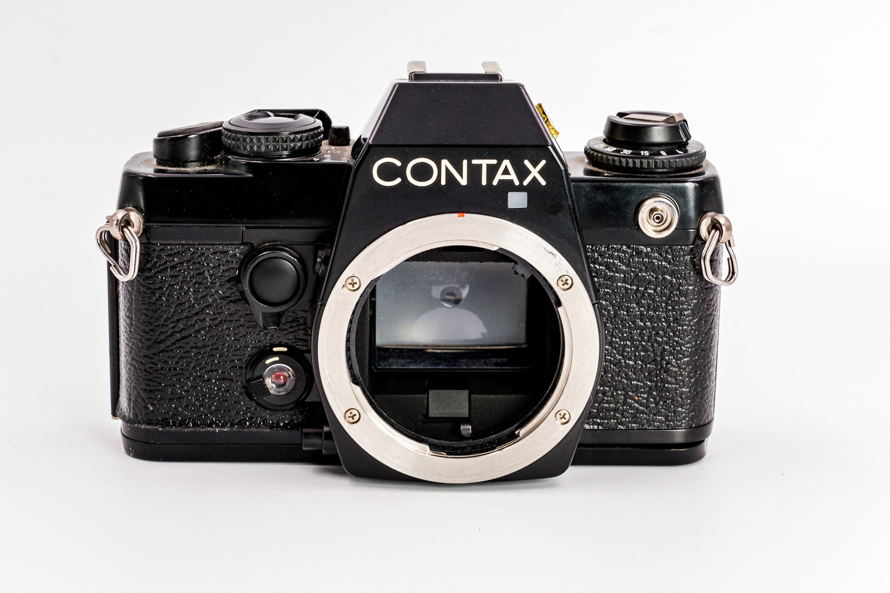 CONTAX 139 Quartz 35mm SLR Camera with Legendary Carl Zeiss Planar 50mm ...