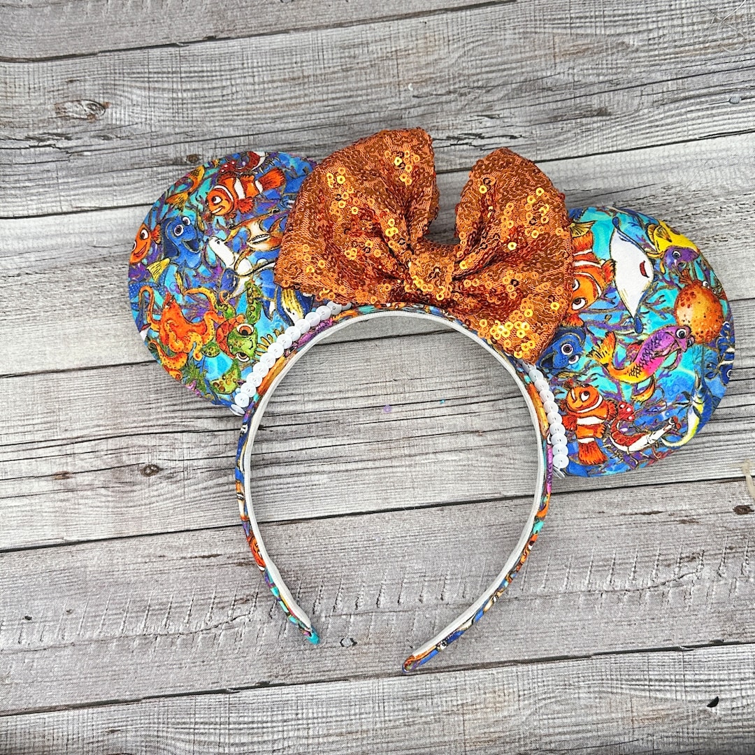 Finding Nemo Mouse Ears Minnie, Mickey, Disney, Pixar, Living Seas ...