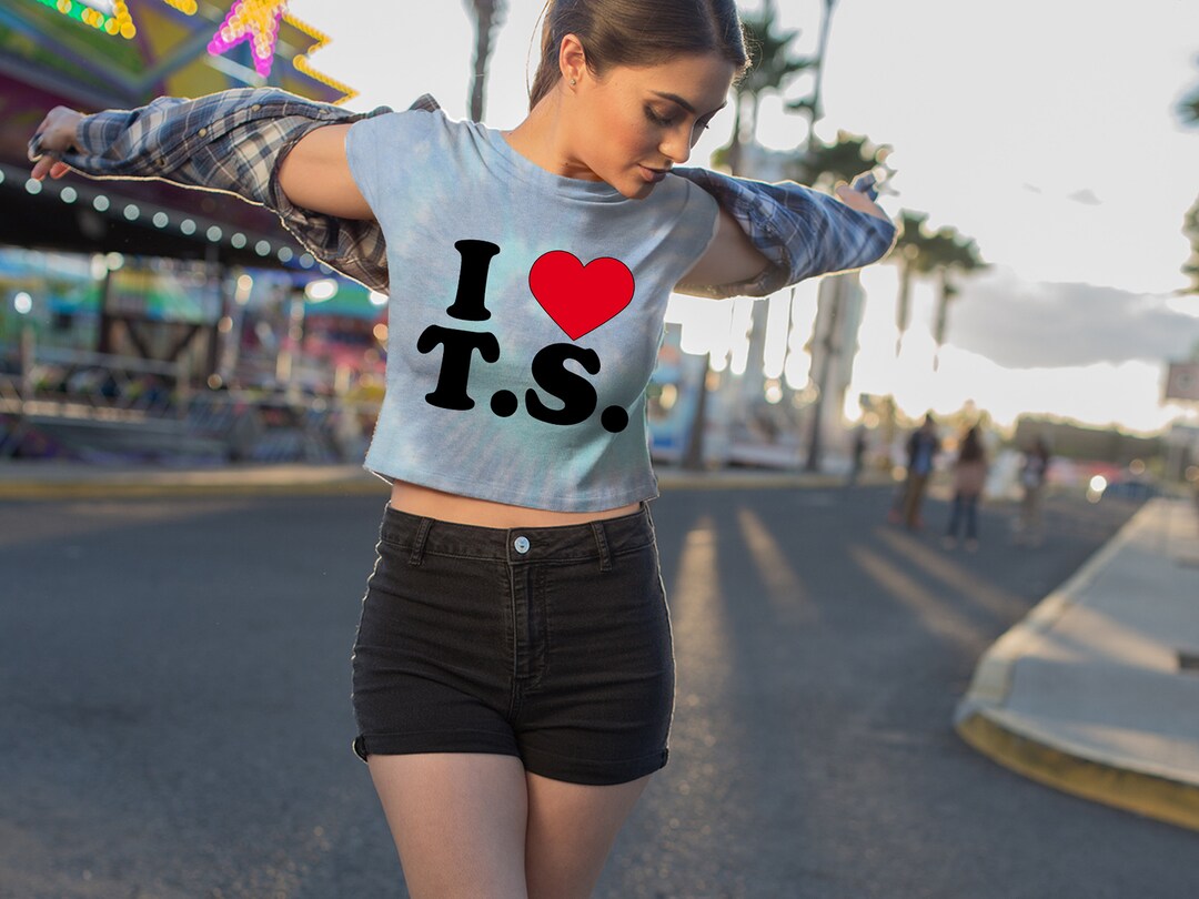 I Heart Taylor, Cropped T-shirt, Concert Outfit, Music Lover Gift ...