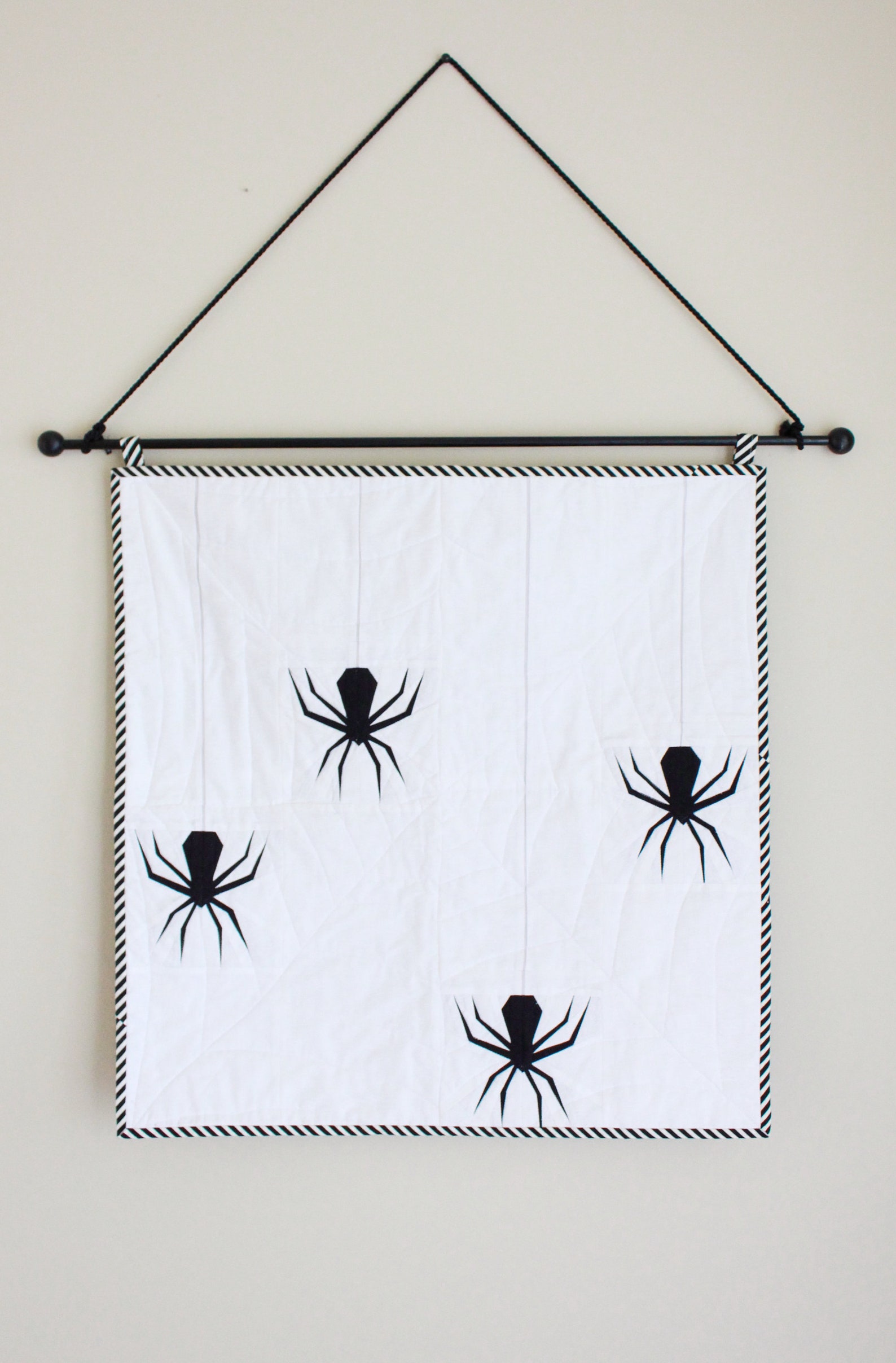 Sneaky Spider FPP Block - Etsy