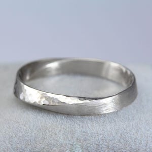 Mens Wide Twisted Hammered Mobius Wedding Band , Sterling Silver 4 Mm Mobius Wedding Band, Men's ...