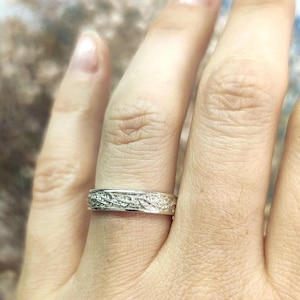 Elvish Leaf Wedding Band: 14k White Gold Nature Ring, 4.5mm - Etsy