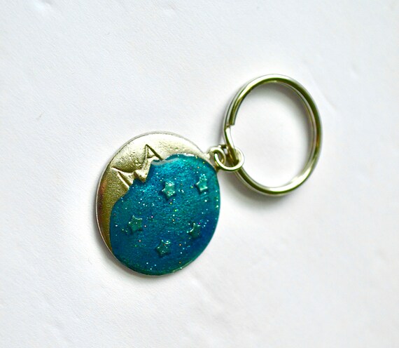 Vintage Half-Moon Blue/Teal Sparkle Keychain - Gem
