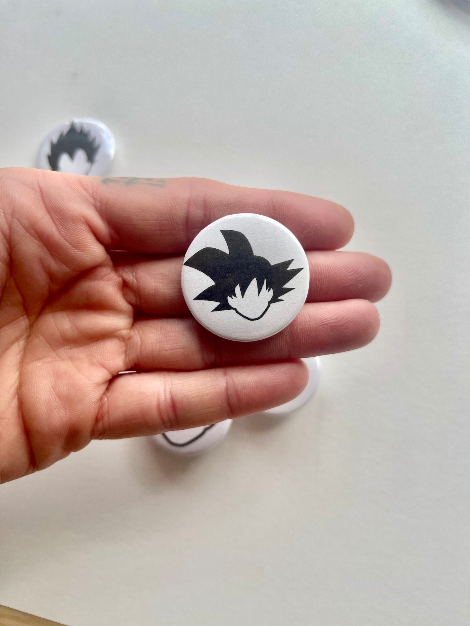 Dragon Ball Z Character Pinback Buttons: Goku, Gohan, Vegeta, Krillin ...