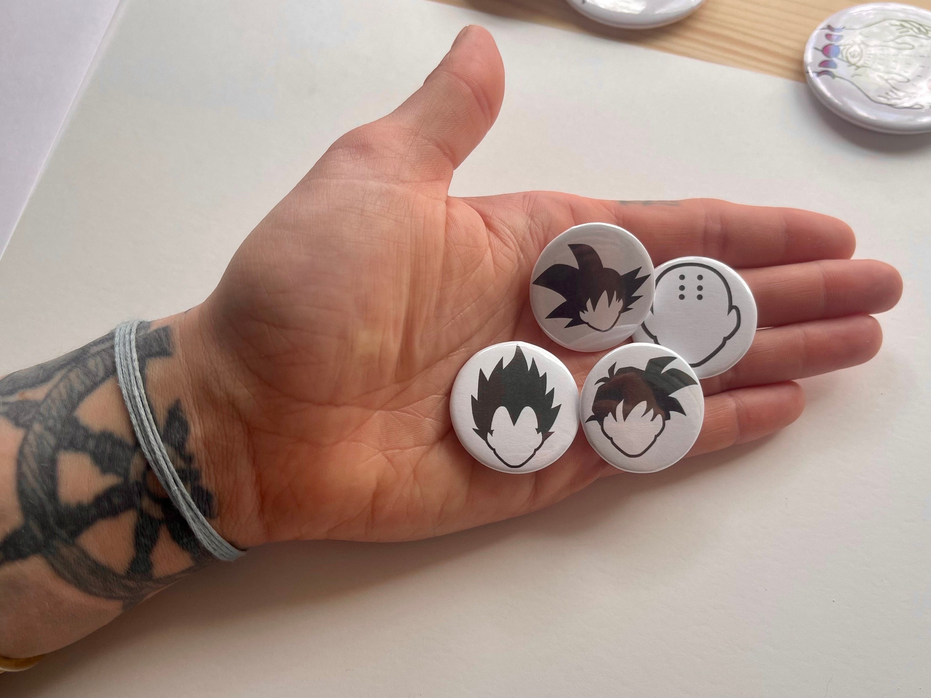 Dragon Ball Z Character Pinback Buttons: Goku, Gohan, Vegeta, Krillin ...