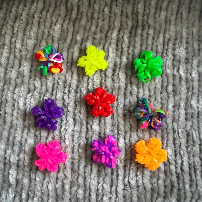 Rainbow Loom Keychain - Etsy