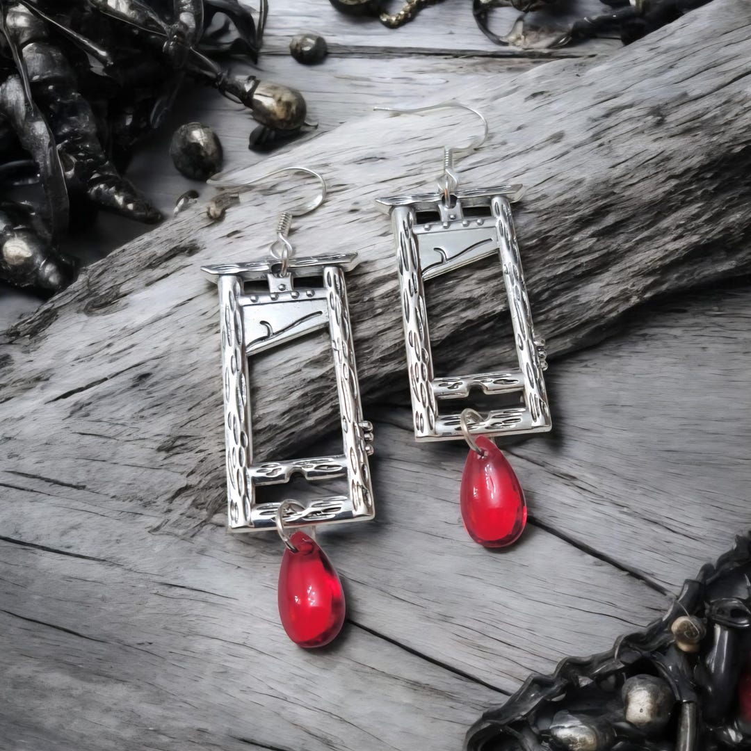 Guillotine Earrings. Horror Gifts. Gothic Earrings. Alternative. Punk ...
