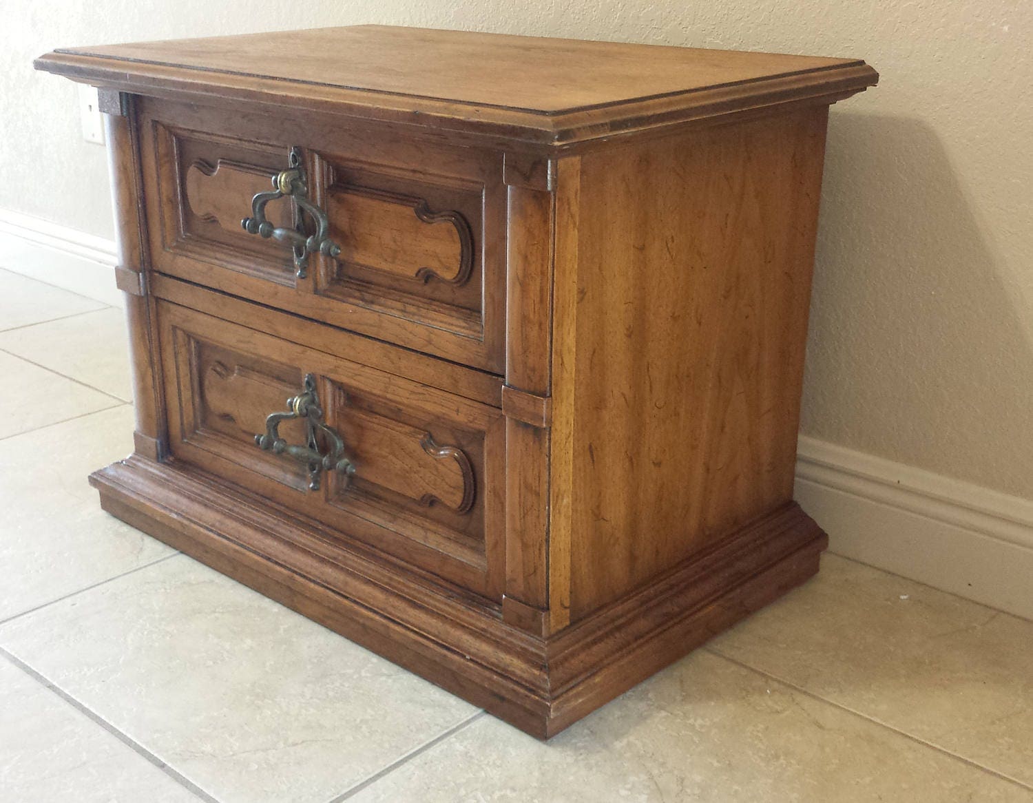DREXEL HERITAGE NIGHTSTAND