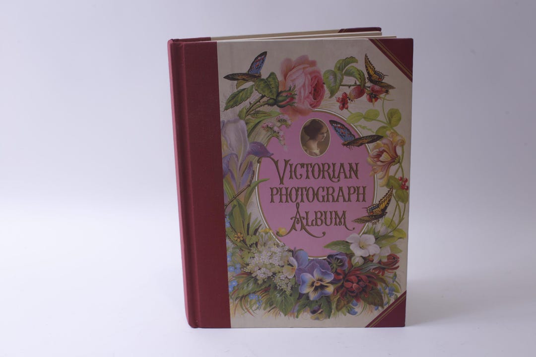 Victorian Photograph Album, Floral Design, Oval Photos, 1996 ...
