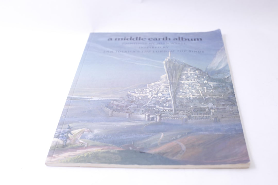 A Middle Earth Album, Paintings by Joan Wyatt, Inspired by Tolkien's ...