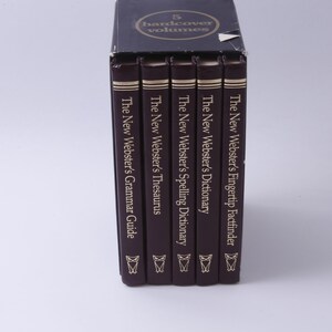 The New Webster's Deluxe Desk Reference Library, Book Set, 5 Hardcover ...