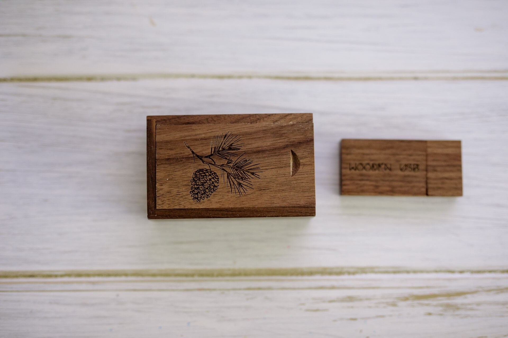 Boxes & Bins Home & Living USB keepsake box including 4GB flash drive ...