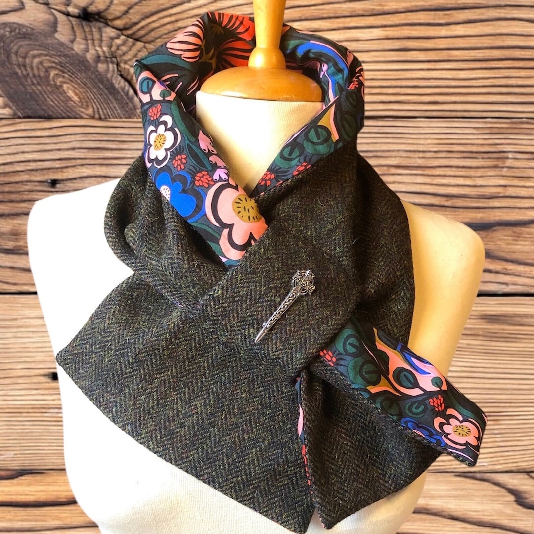 Harris Tweed® Scottish 100% Wool Dark Green Tweed Scarf Cowl - Etsy