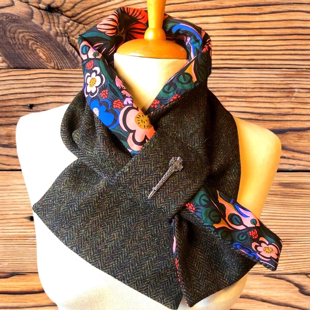 Harris Tweed® Scottish 100% Wool Dark Green Tweed Scarf, Cowl, Neck ...