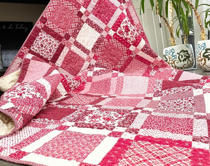 Patchwork Quilt/ Red and White Patchwork Quilt/73x57 Inches - Etsy