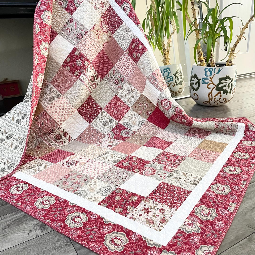 Chateau De Chantilly Patchwork Quilt/elegant Lap Quilt/50”x58” - Etsy