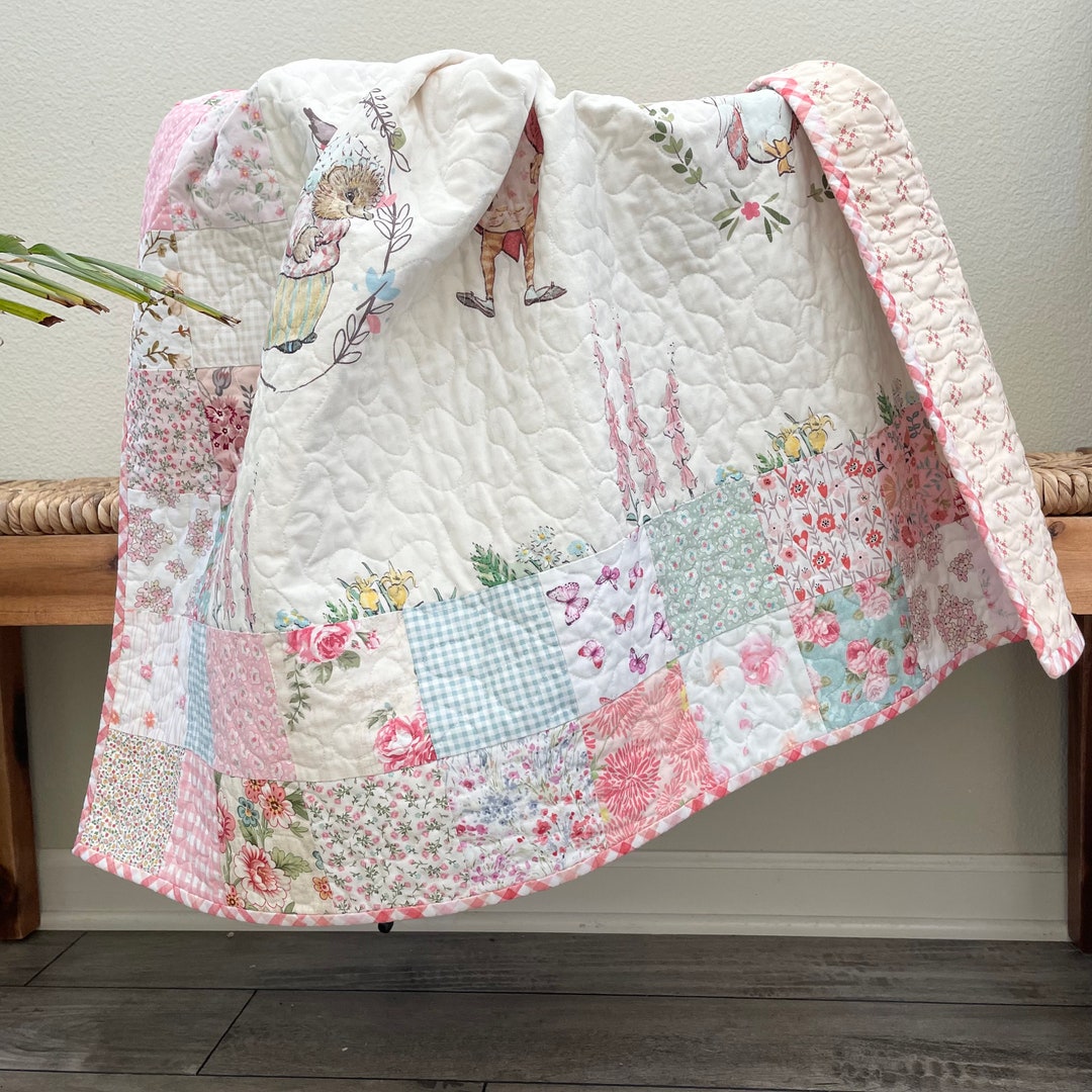 Peter Rabbit Patchwork Baby Quilt/peter Rabbit in Flower Field/54''x36 ...