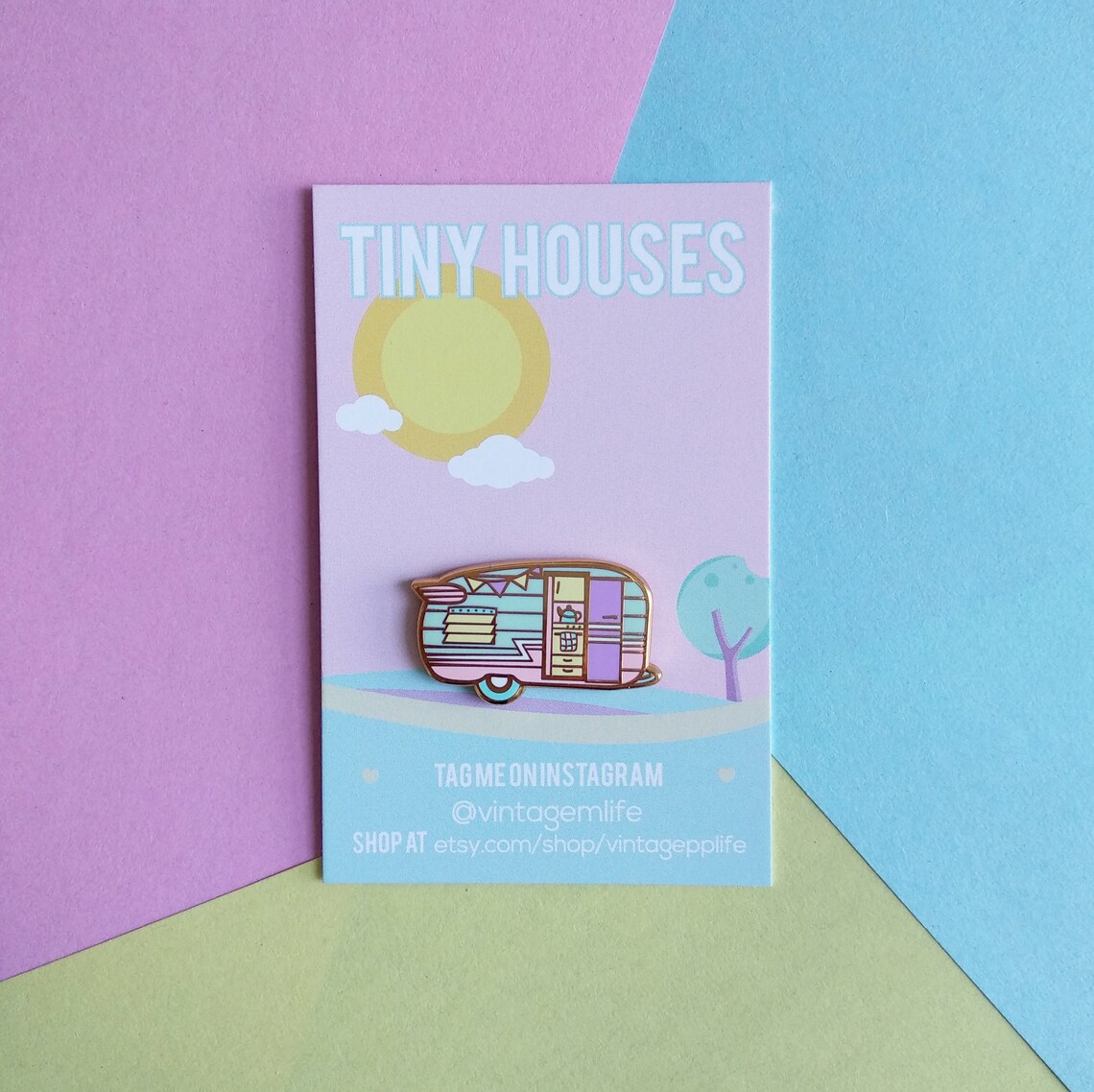 CARAVAN PIN- Tiny Houses Hard Enamel Pin Roulotte - Etsy