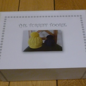 Knitting Kit, THE TURRIFF TOORIE, Hat Kit, Gift, Dk, Wee Window Design ...
